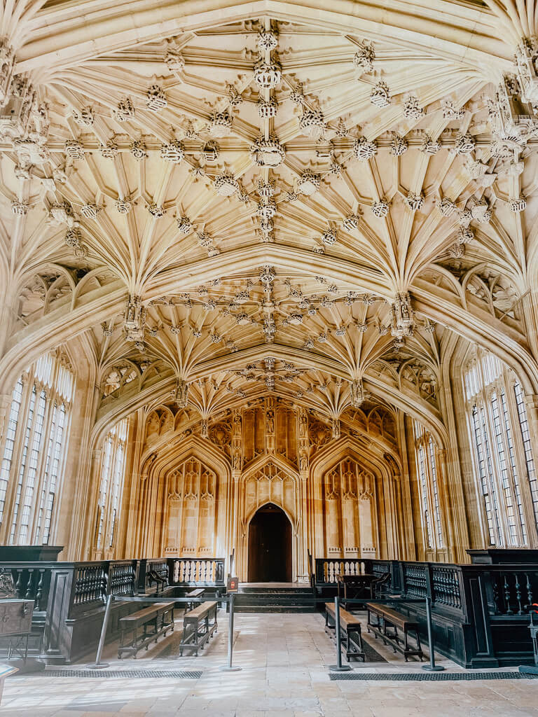 A Tolkien Themed Oxford Weekend | Tolkien Tour, Sights, + Snacks